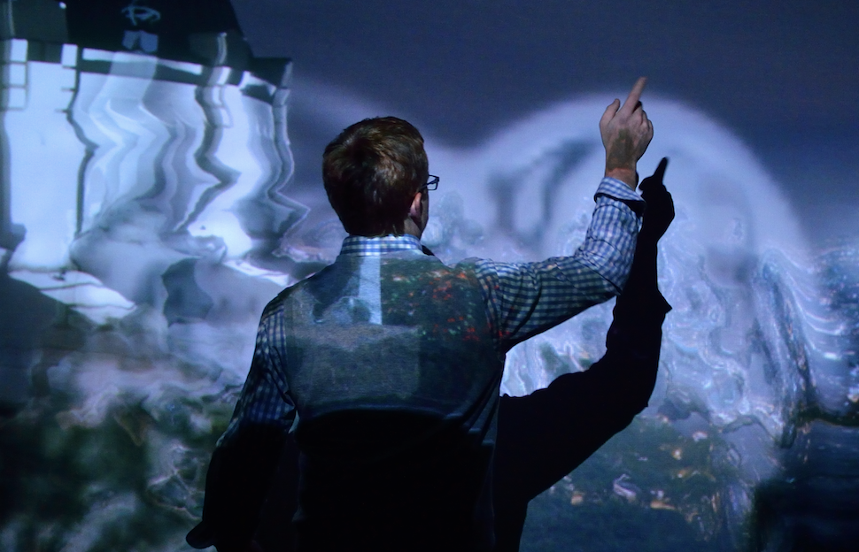 INTERACTIVE WALL PROJECTION - Lusens
